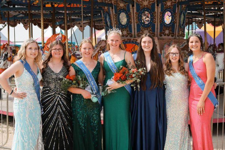 Brynn Storhoff crowned 2023 Fair Queen and Autumn Schmitt crowned 2023 ...